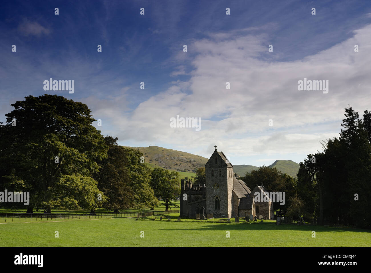 Ilam church, dovedale Stock Photo - Alamy