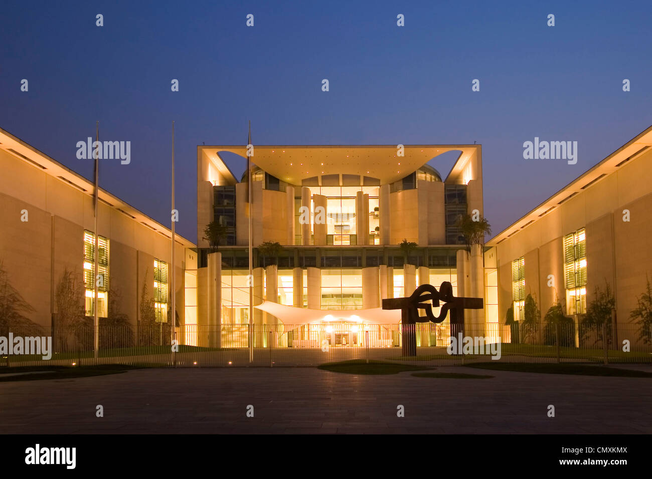 Federal chancellory building hi-res stock photography and images - Alamy