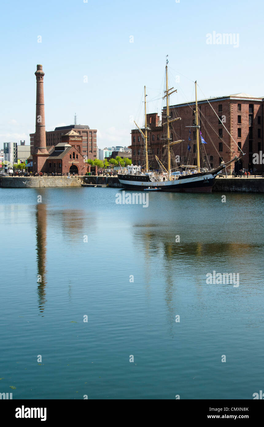 Canning Dock, alongside the Albert Dock Liverpool Stock Photo - Alamy