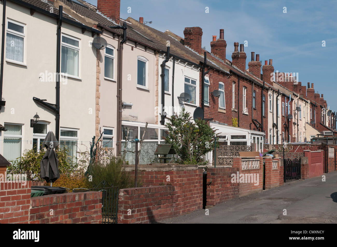 Leeds back to back houses hi-res stock photography and images - Alamy