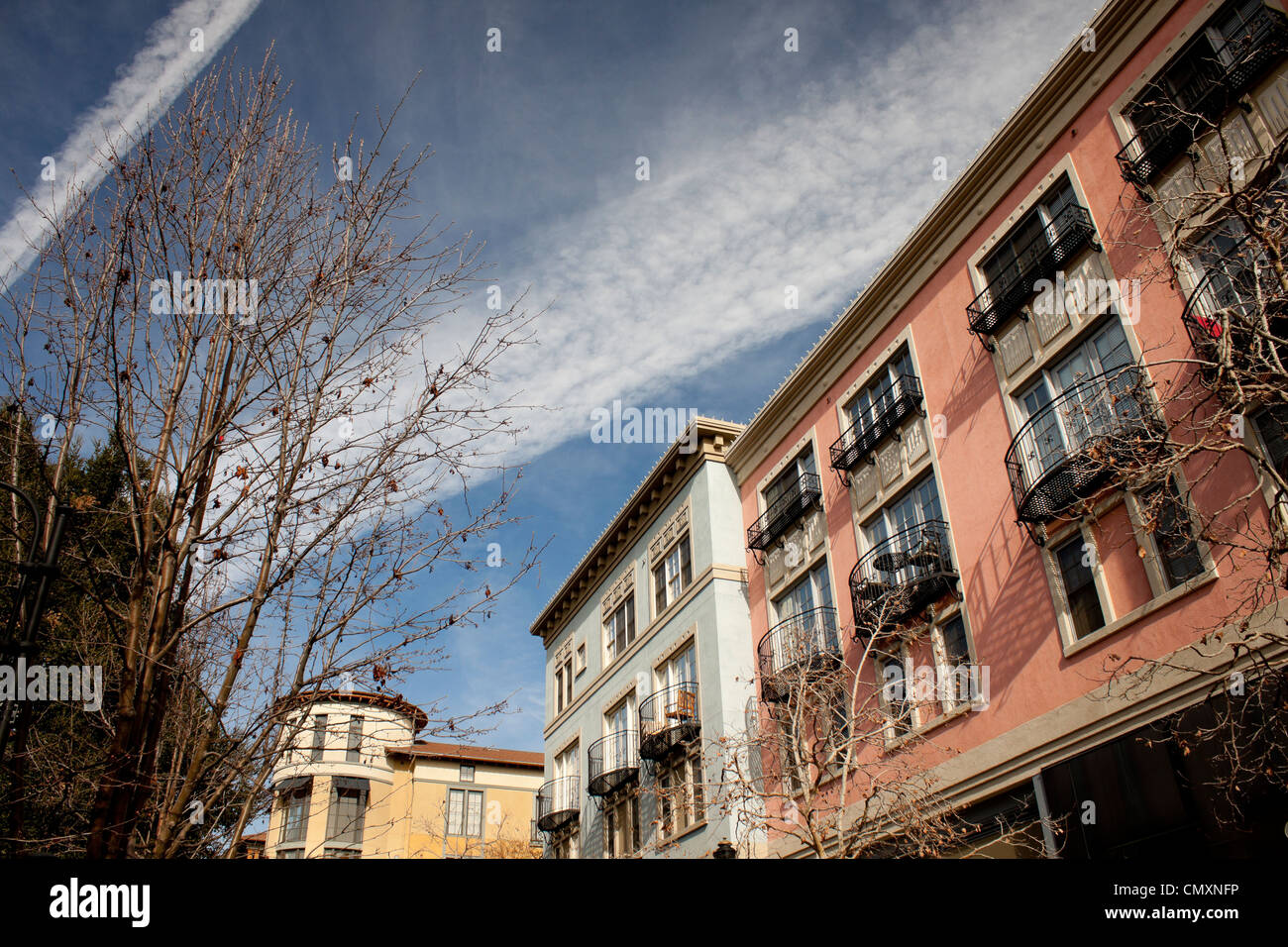 High class neighborhood hi-res stock photography and images - Alamy