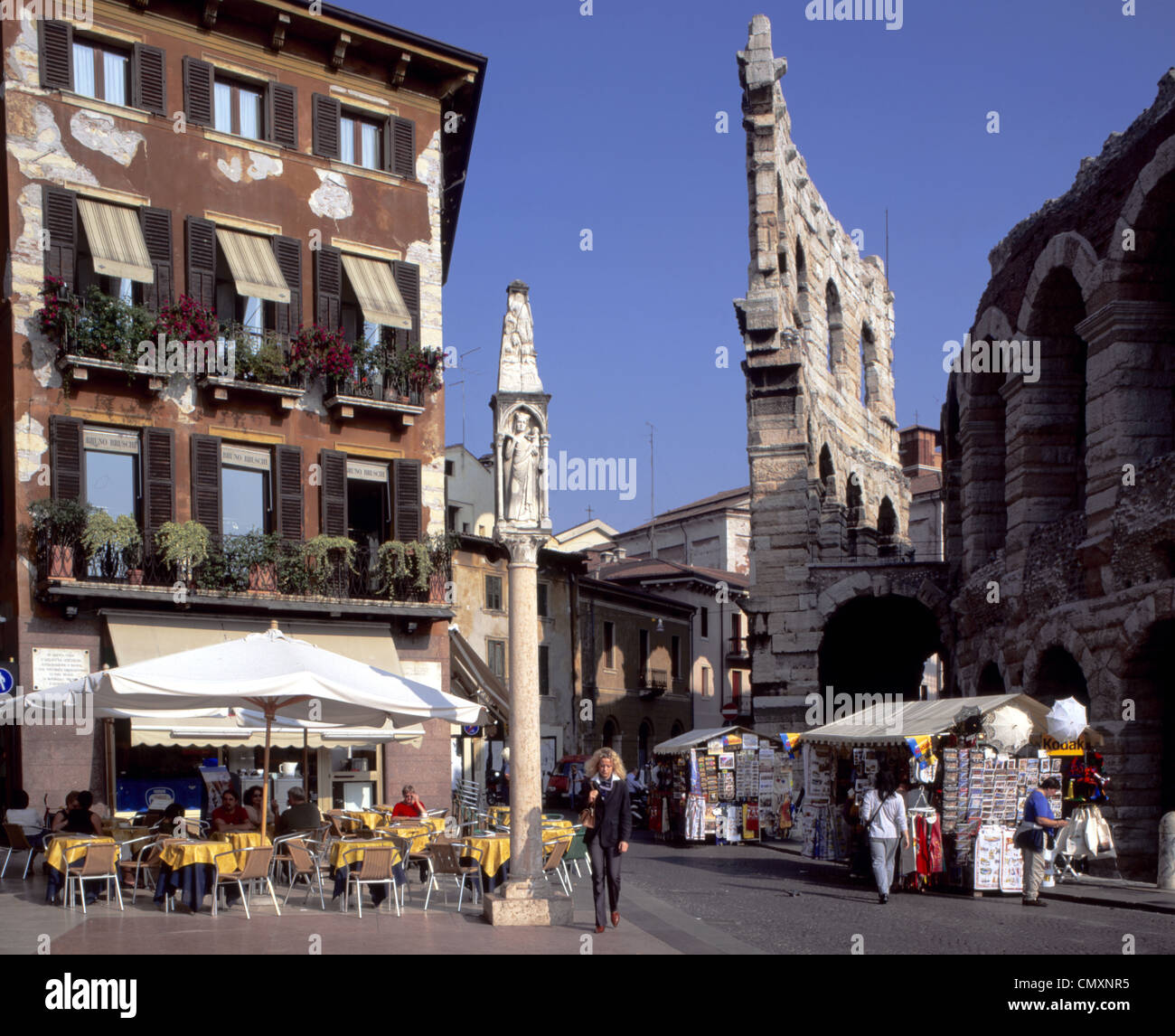 Italy Verona Roman Amphitheatre cafe Stock Photo - Alamy