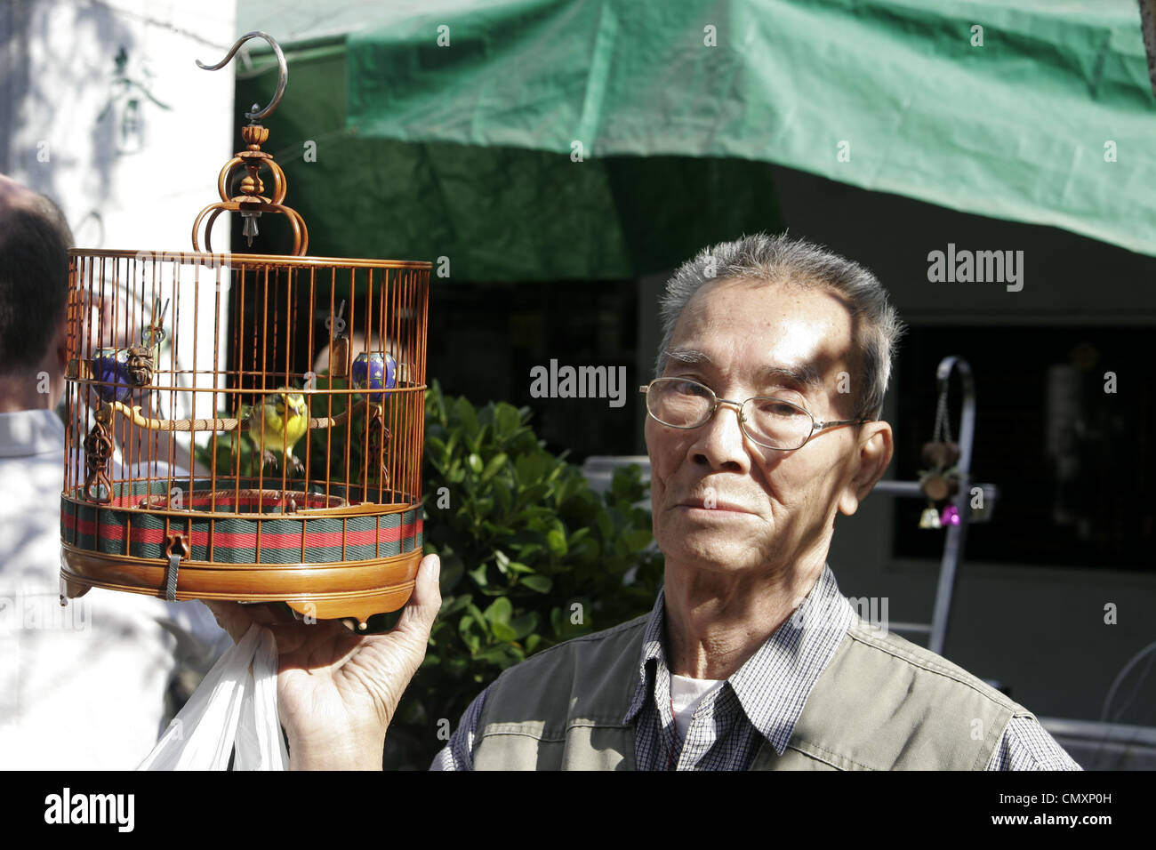 Animal market cages china hi-res stock photography and images - Alamy