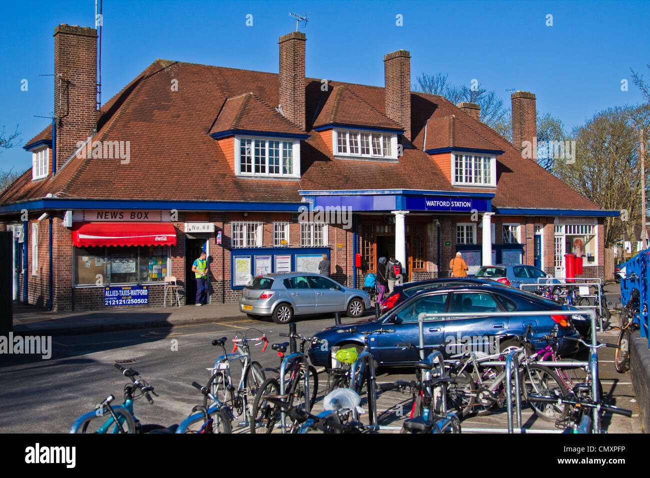 Watford station hi-res stock photography and images - Alamy