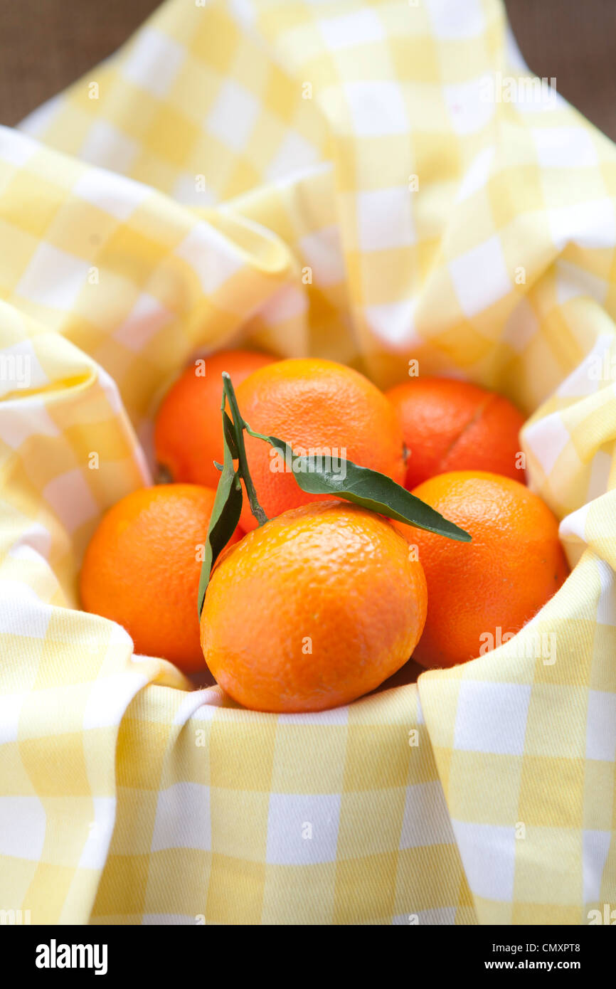 Satsuma with leaves hi-res stock photography and images - Alamy