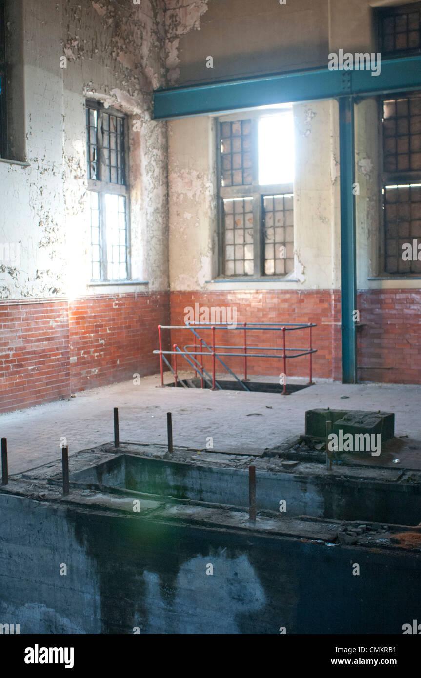 Mine works hi-res stock photography and images - Alamy