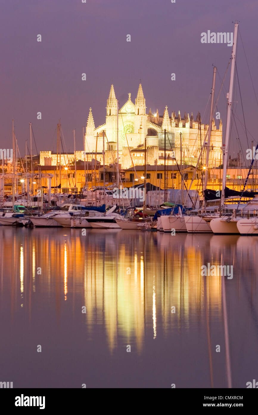 Kathedral hi-res stock photography and images - Alamy