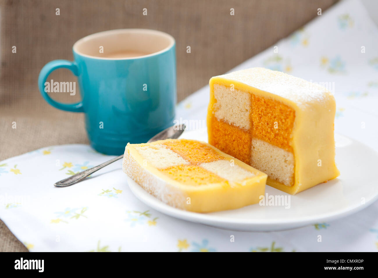 Battenburg cake hi-res stock photography and images - Alamy