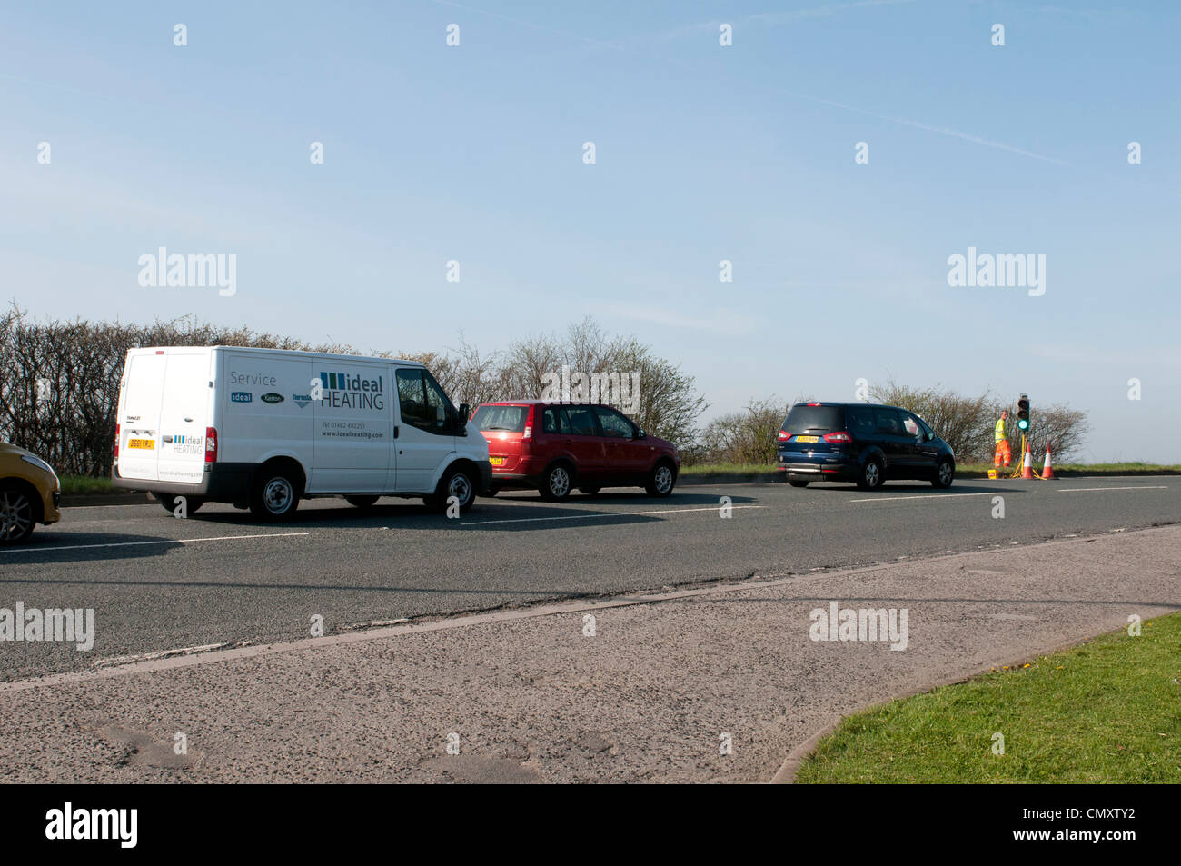 Traffic lights road works hi-res stock photography and images - Alamy