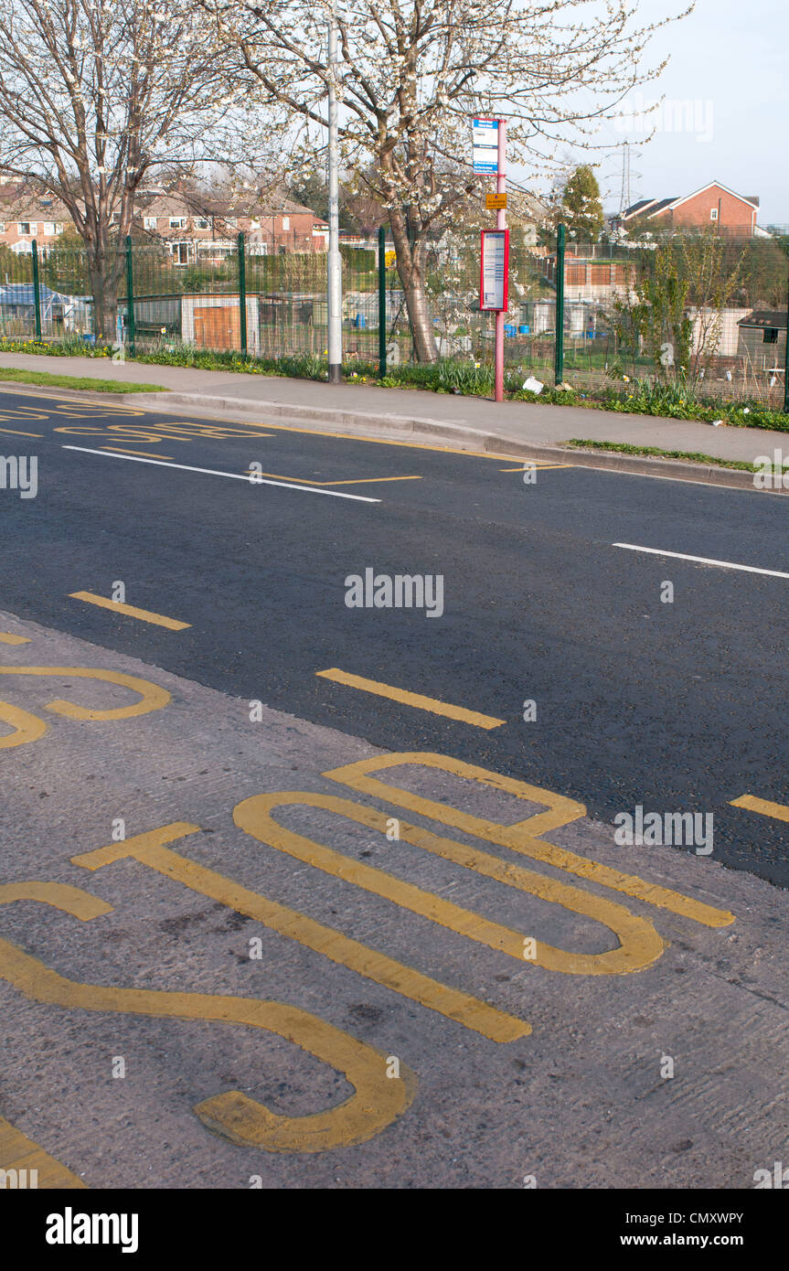 Leeds bus stop hi-res stock photography and images - Alamy