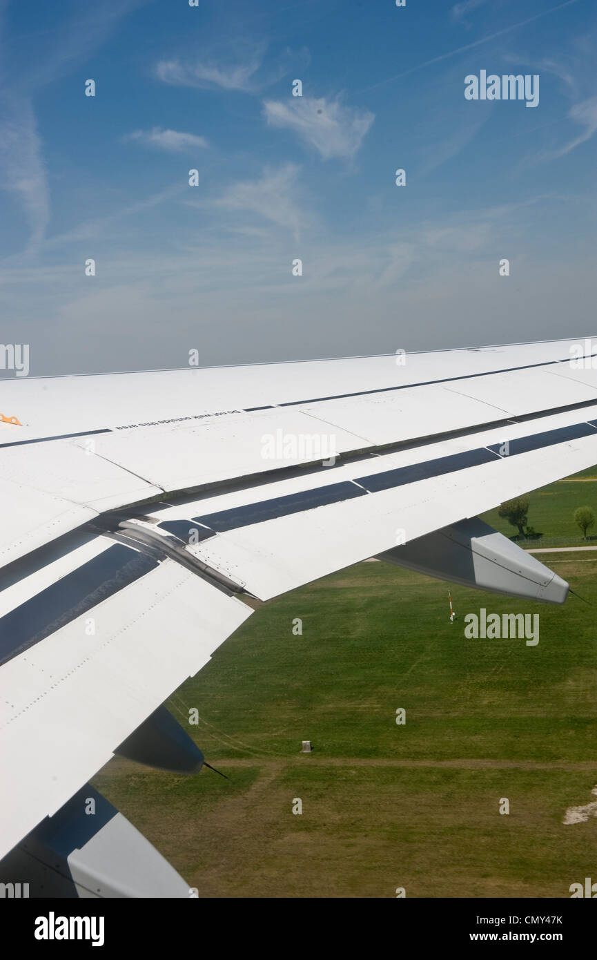 Airplane rudders hi-res stock photography and images - Alamy