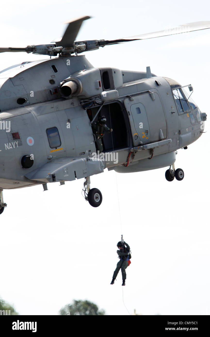 Royal Navy Augusta Westland Merlin HM1 ZH827 helicopter Stock Photo - Alamy