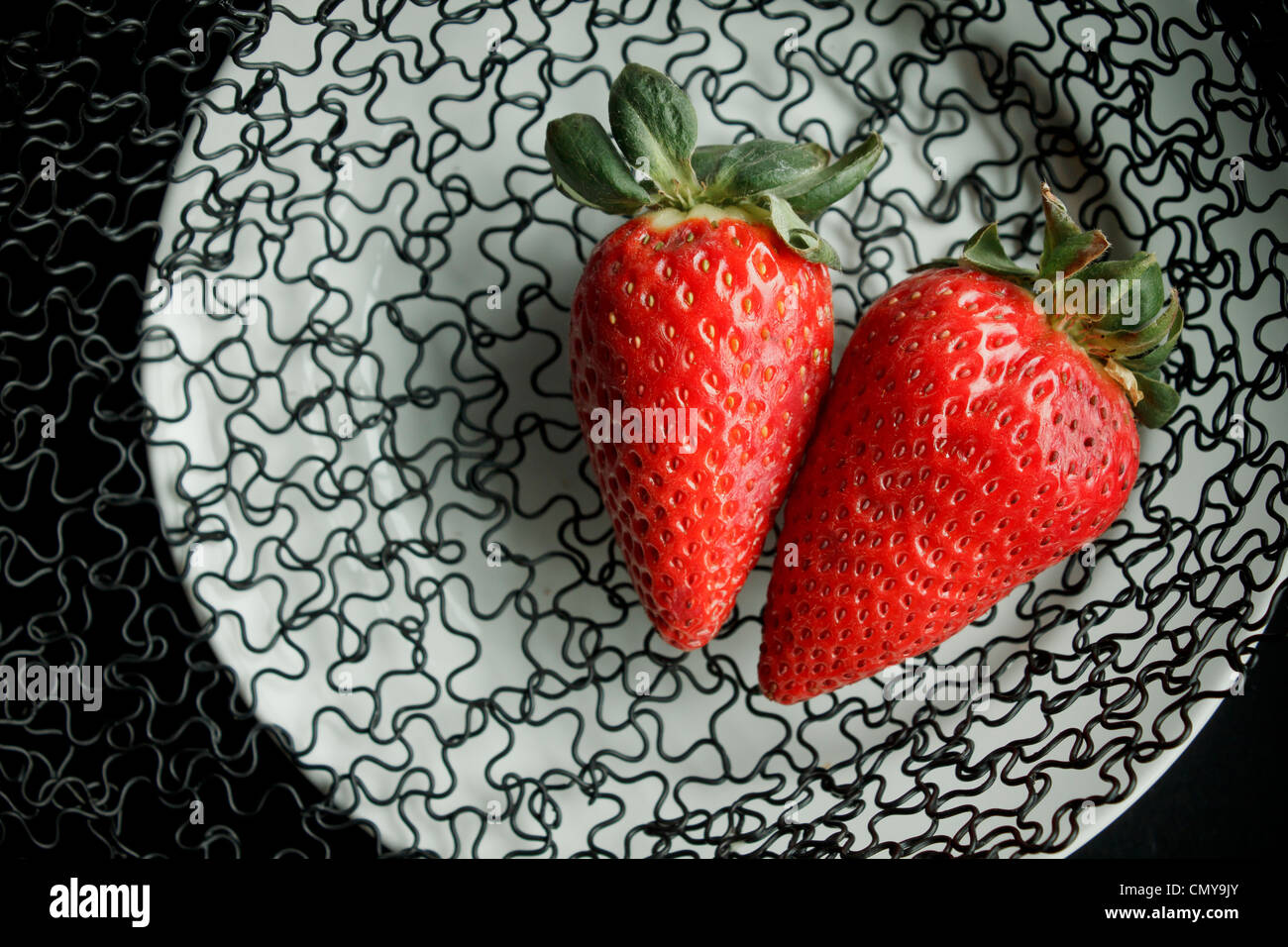 Vivid wire texture hi-res stock photography and images - Alamy
