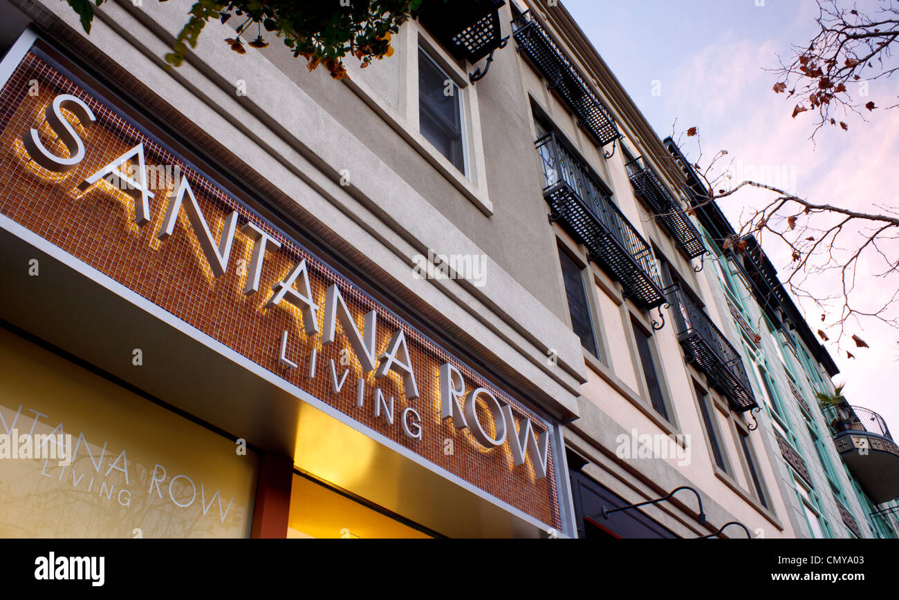 High class neighborhood hi-res stock photography and images - Alamy