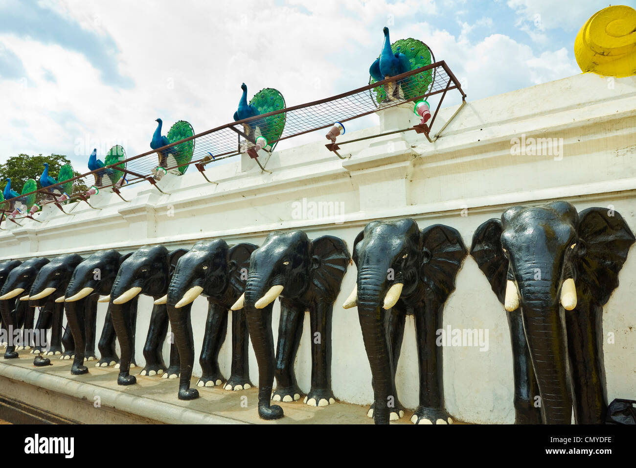 Maha Devale Buddhist/Hindu temple to elephant deity Ganesh in this ...