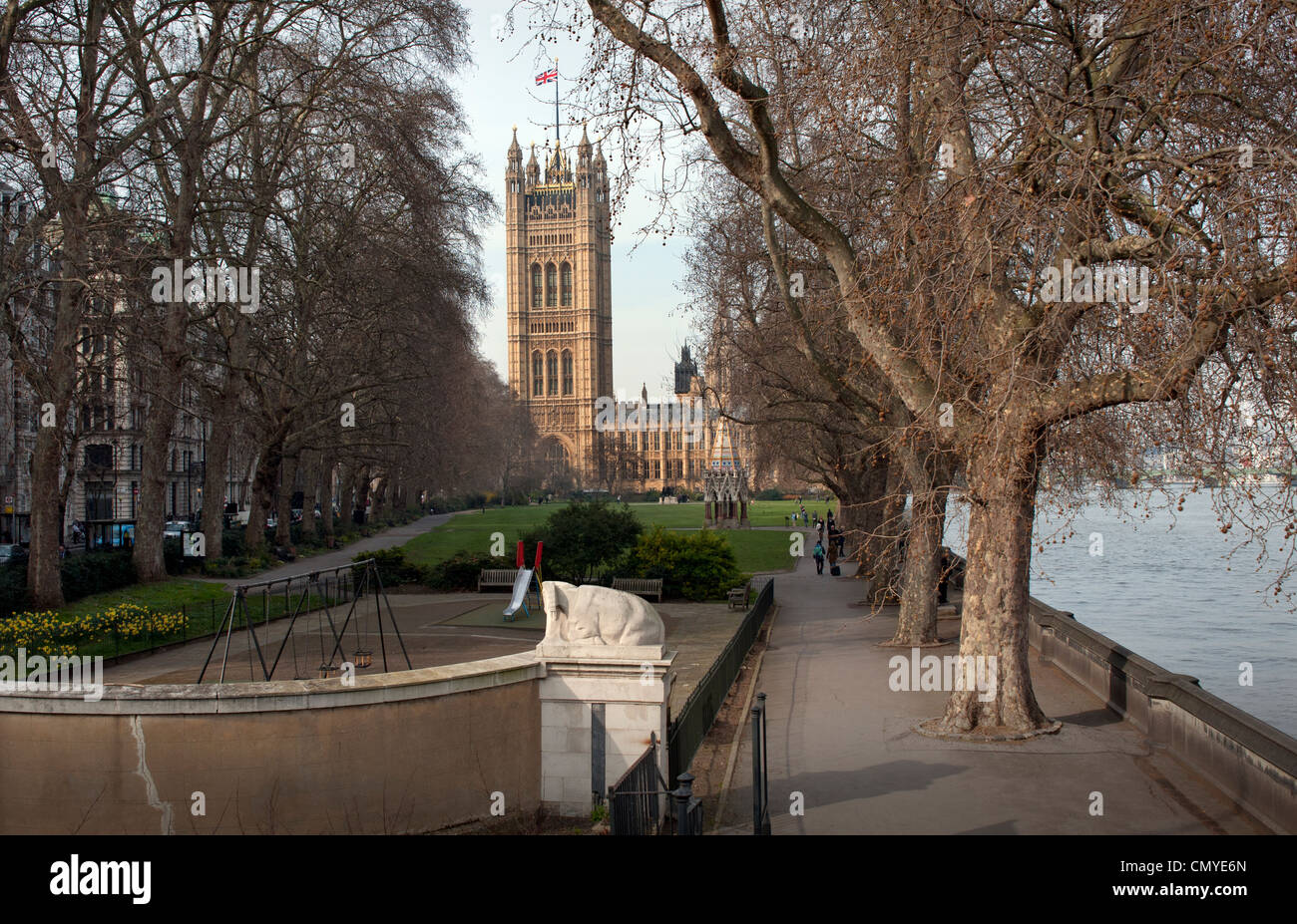 Houses of Parliament, Victoria Tower above the House of Lords from ...