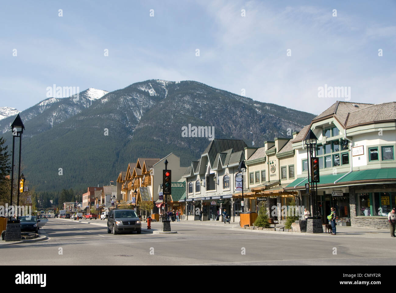 Banff avenue hi-res stock photography and images - Alamy