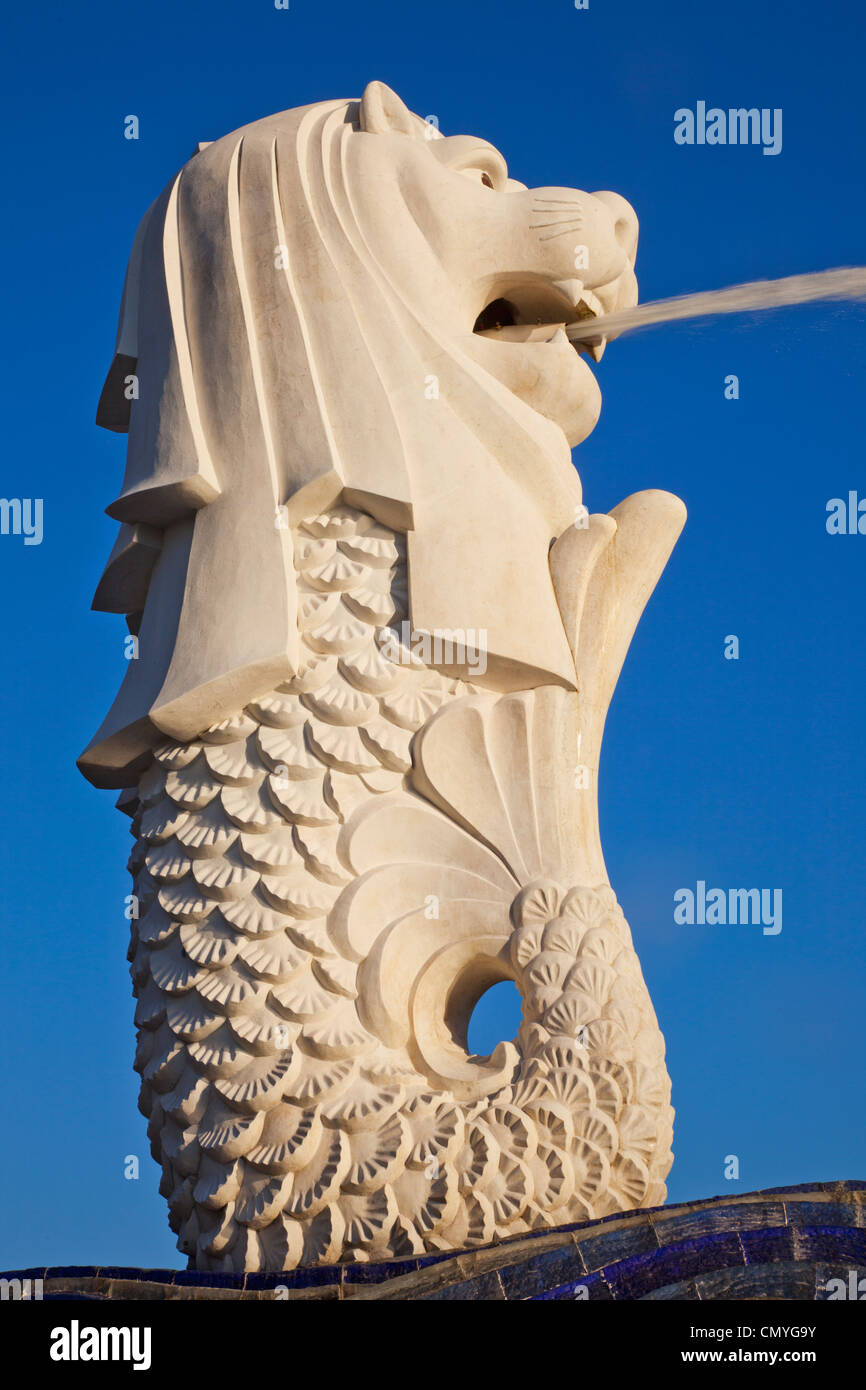 Singapore, Merlion Statue Stock Photo - Alamy