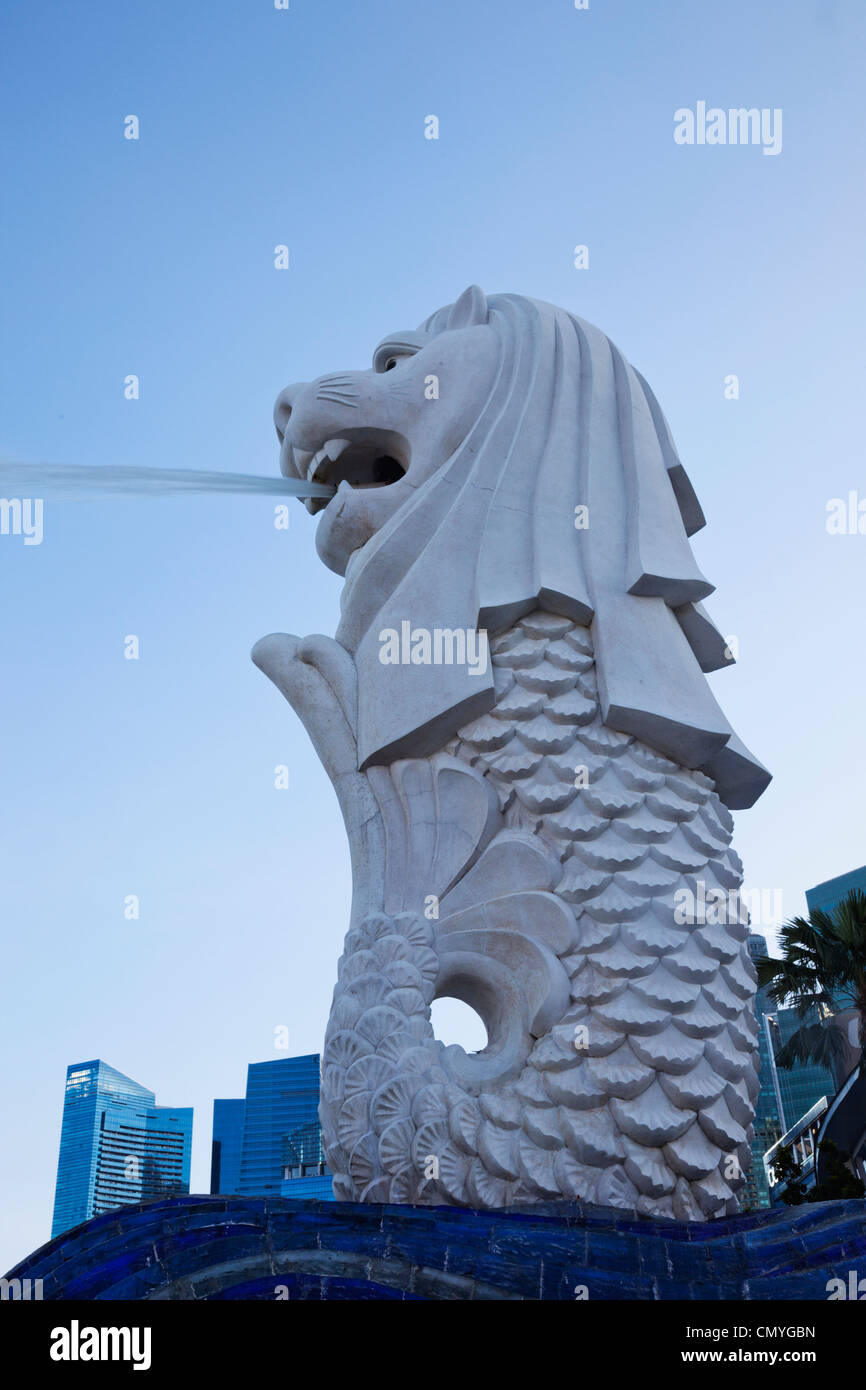 Singapore, Merlion Statue Stock Photo - Alamy