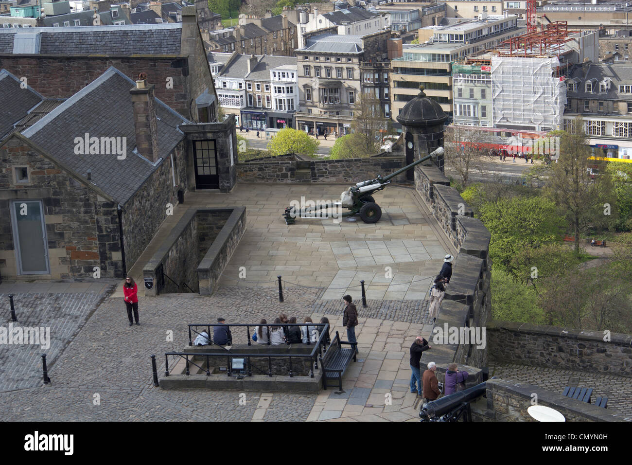 Tourists on the roof of Edinburgh Castle, where the 1 o'clock gun is ...