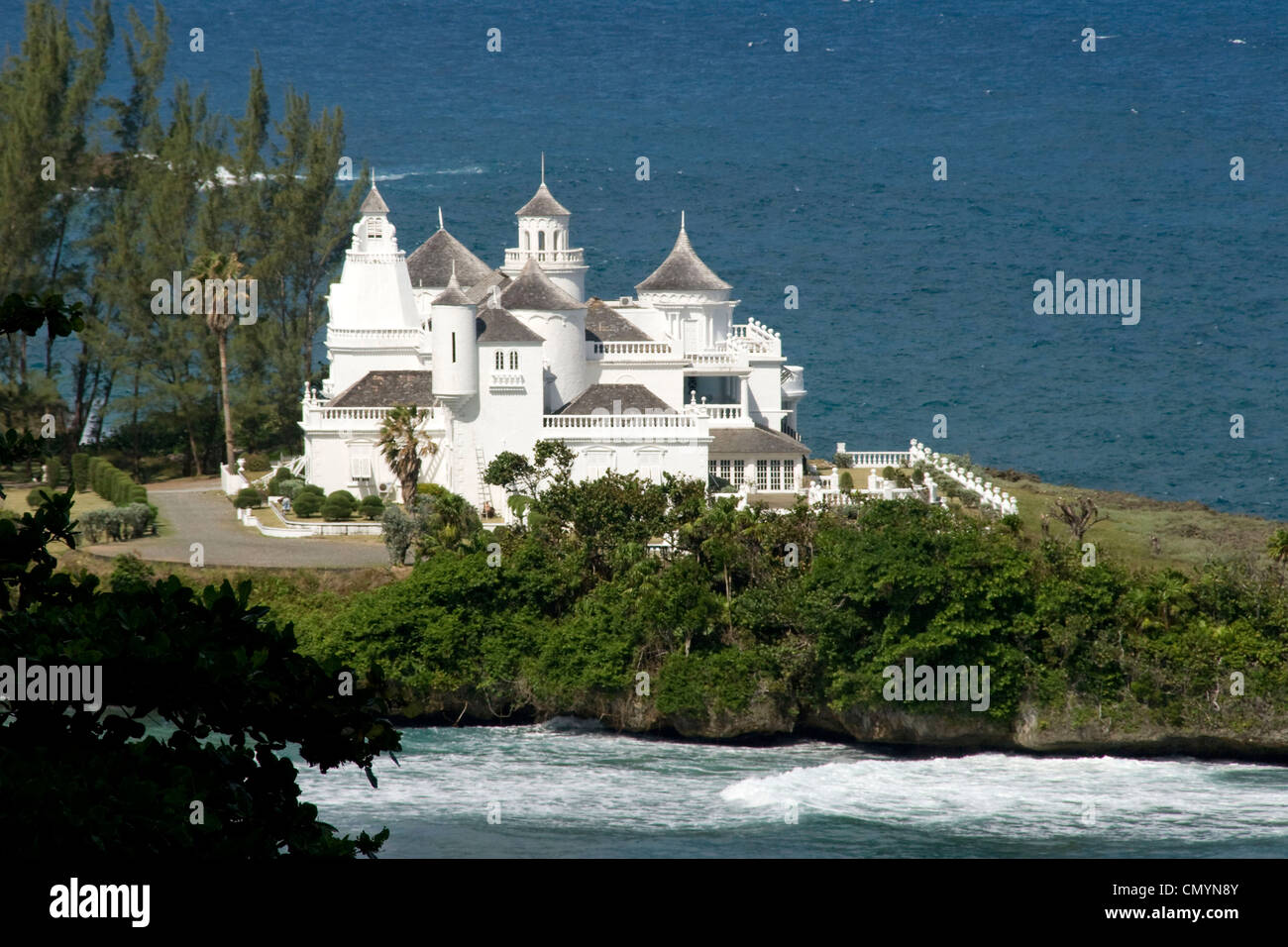 Trident castle port antonio jamaica hi-res stock photography and images ...