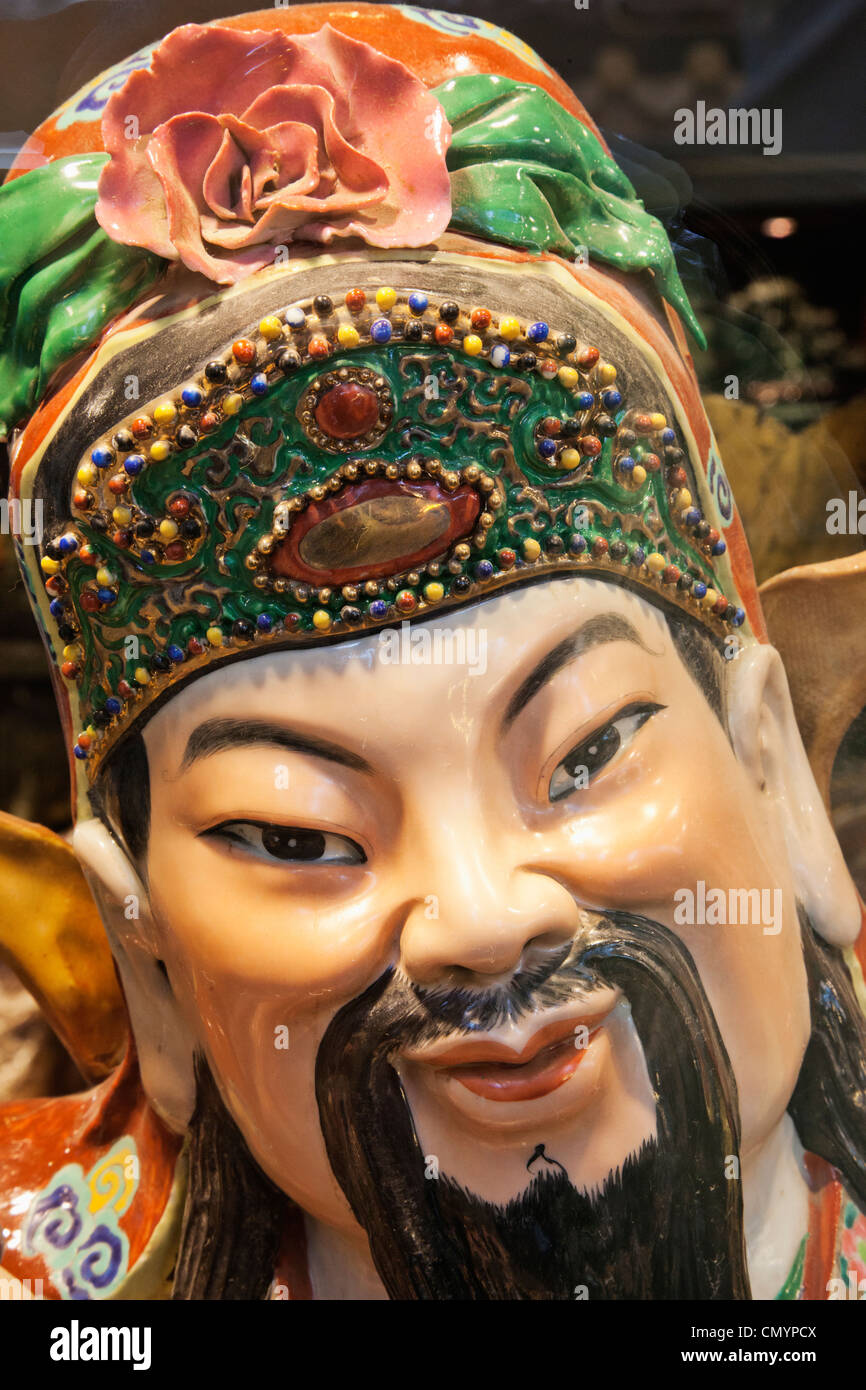 China, Hong Kong, Hollywood Road, Upper Lascar Row aka Cat Street ...