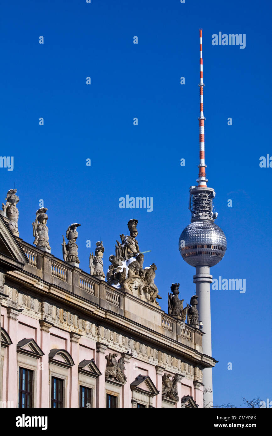 Sculptures at Zeughaus, under the lime trees, Alex, Berlin Stock Photo ...