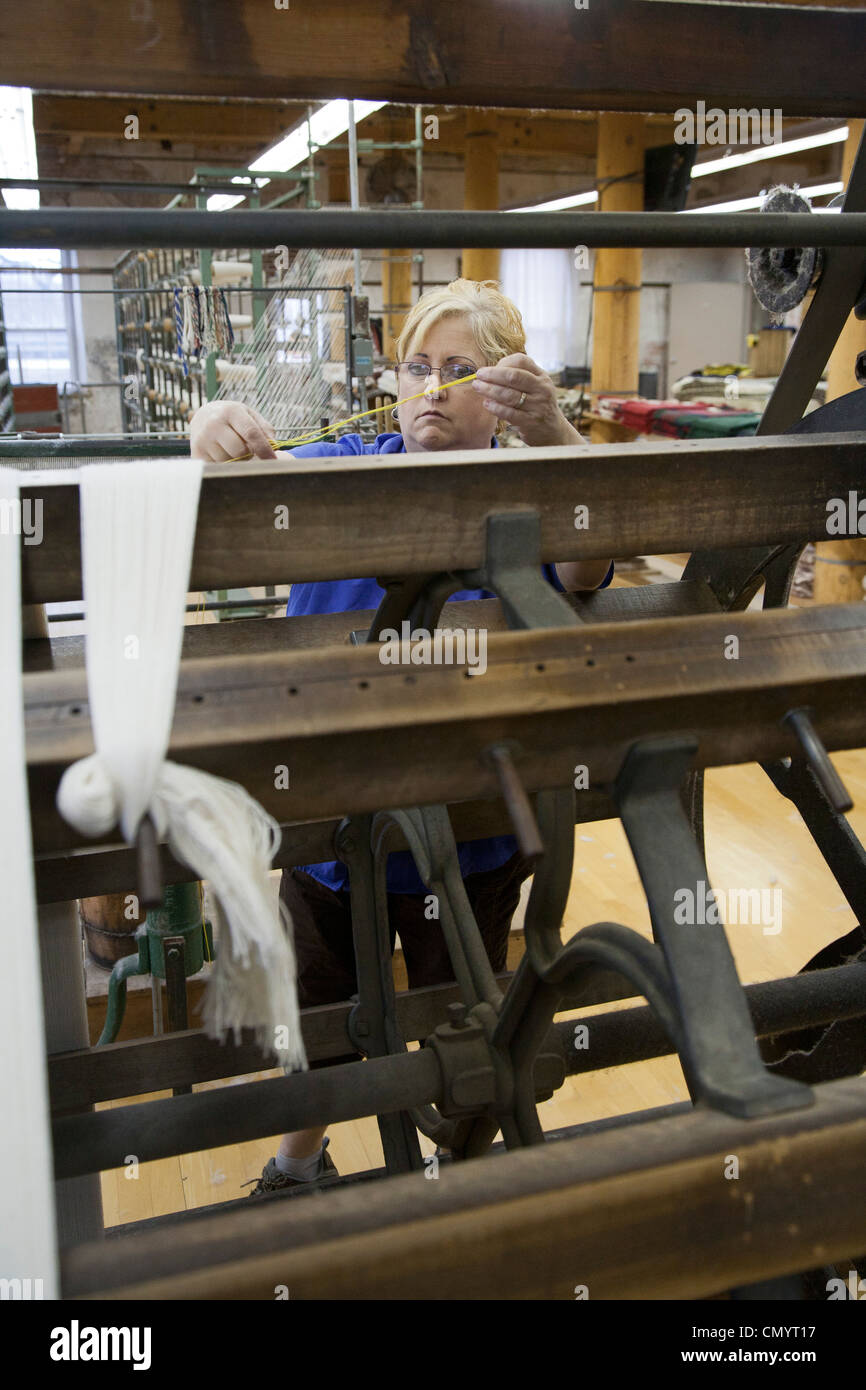 Warping mill hi-res stock photography and images - Alamy