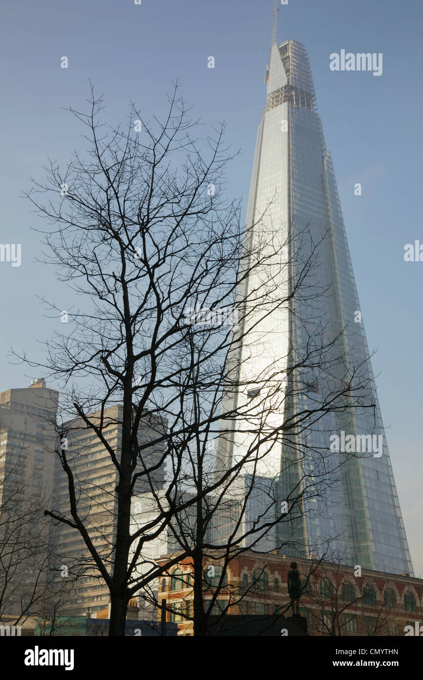 A close-up view of The Shard of Glass under construction, London, UK ...