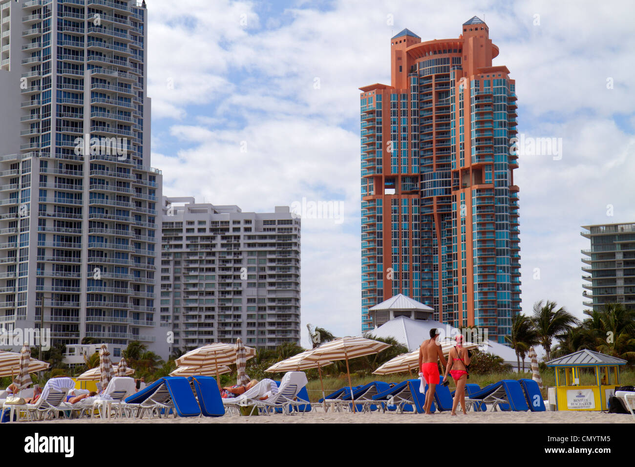 Florida miami beach public rental chairs hi-res stock photography and ...