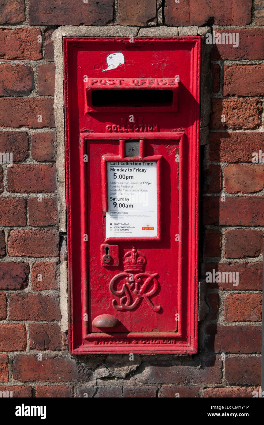 Wall Mounted Post Box Stock Photos & Wall Mounted Post Box Stock Images ...