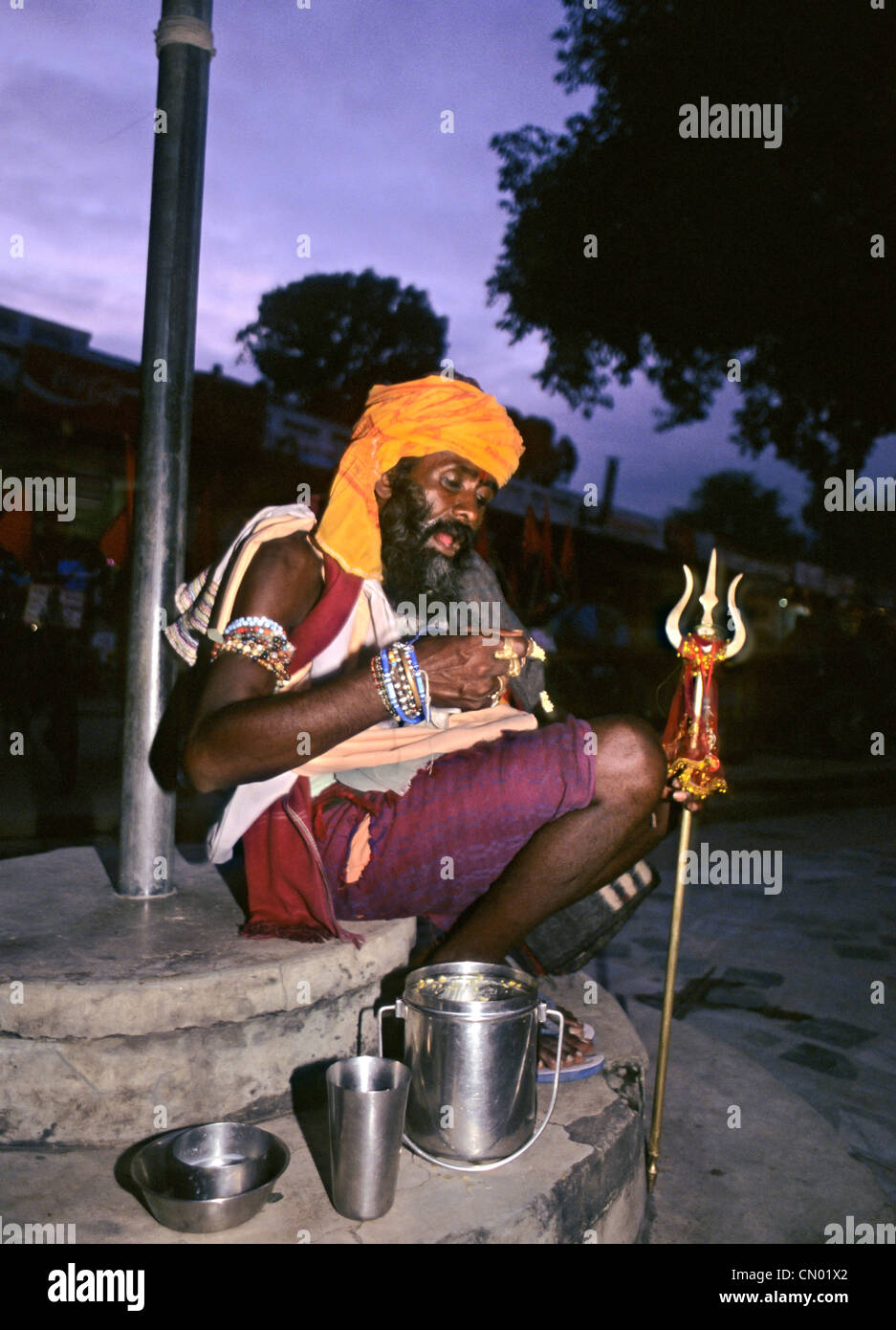 man in india Stock Photo - Alamy
