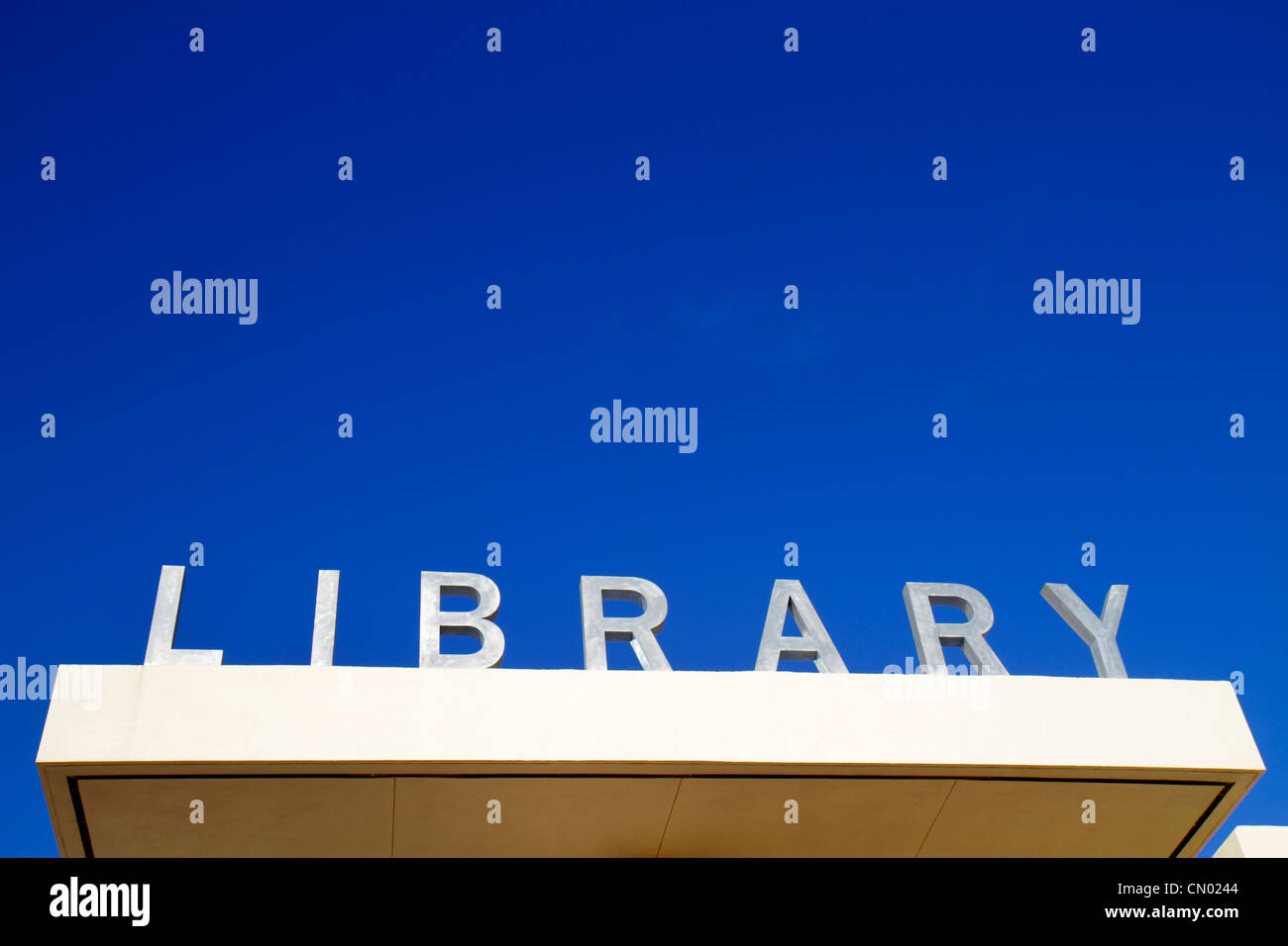 Public library sign hi-res stock photography and images - Alamy
