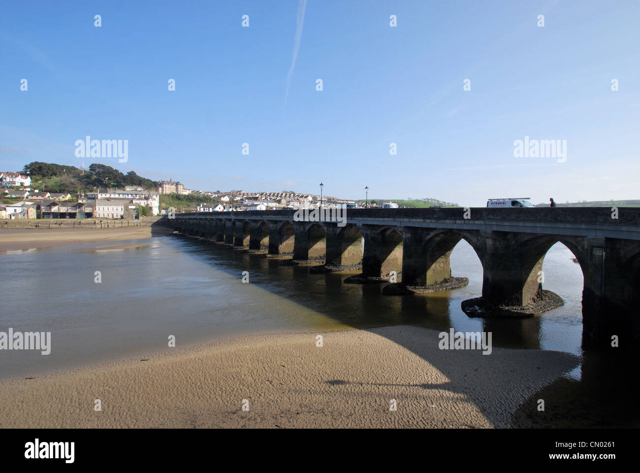 Bideford long bridge at low tide in North Devon Stock Photo - Alamy