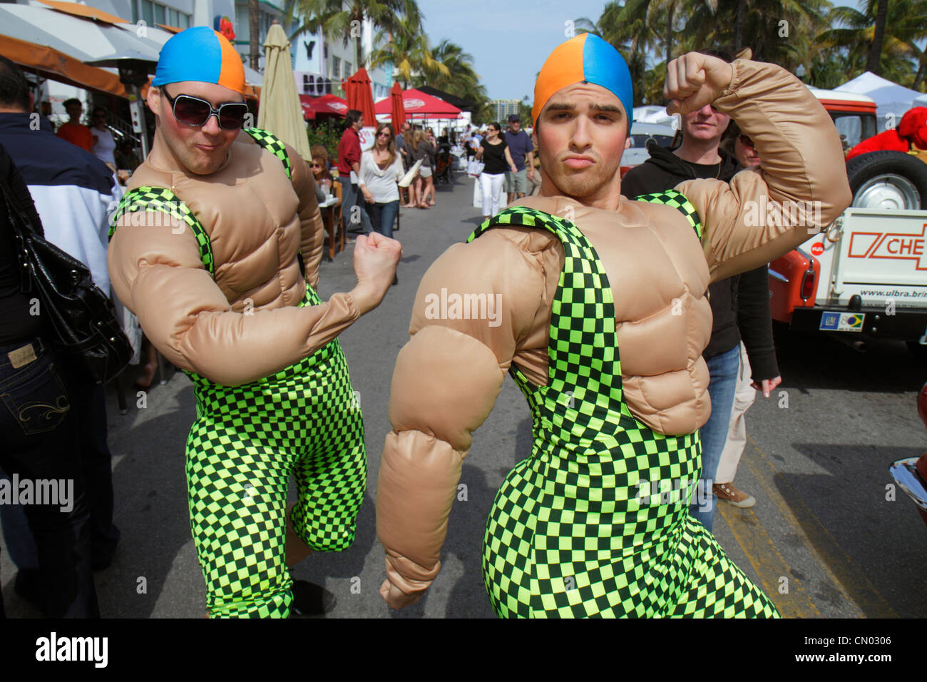 Muscle beach florida hi-res stock photography and images - Alamy
