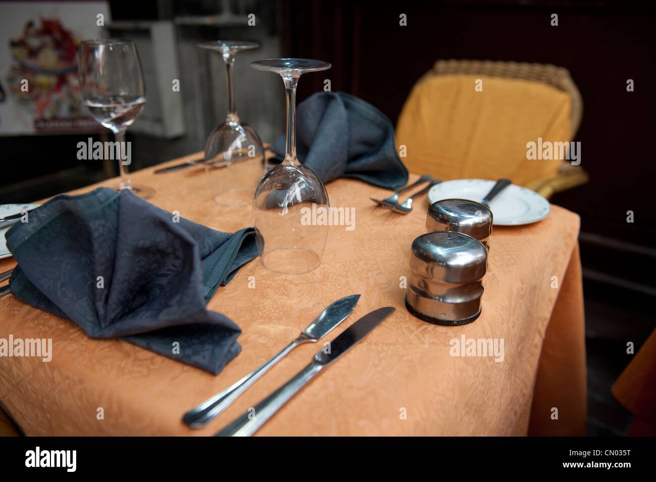 A nice formal dining placement for a romantic dinner Stock Photo - Alamy