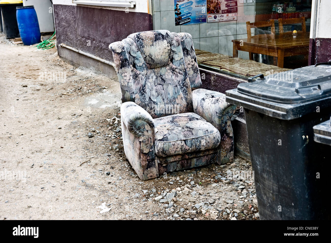 Broken chairs hi-res stock photography and images - Alamy