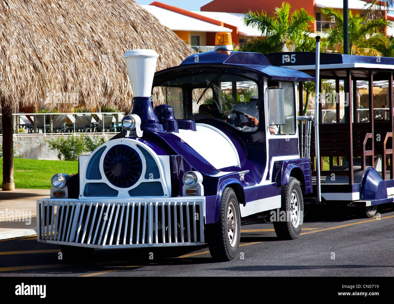 Blue steam locomotive hi-res stock photography and images - Alamy