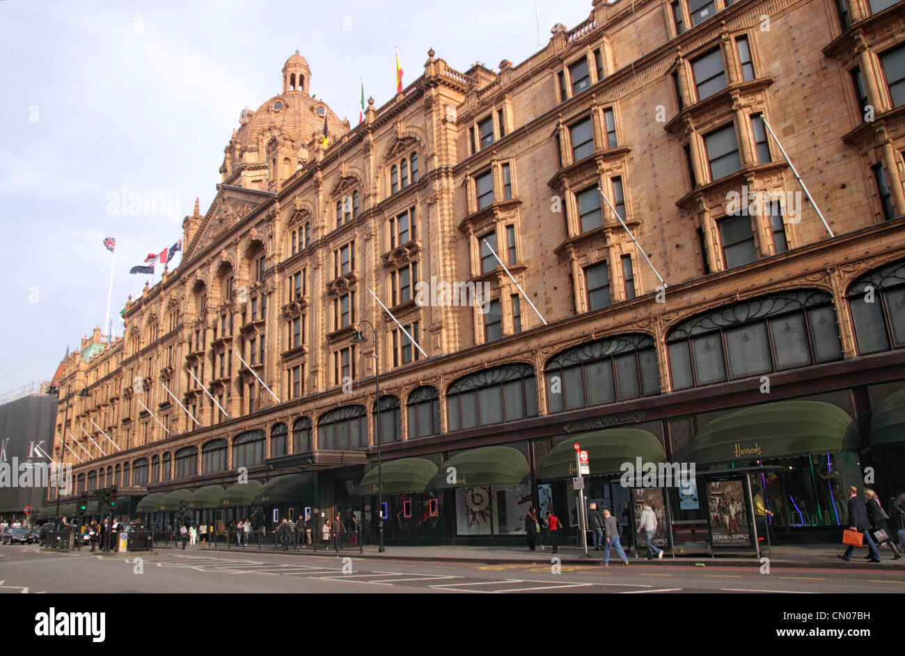 Harrods department store Knightsbridge London Stock Photo - Alamy