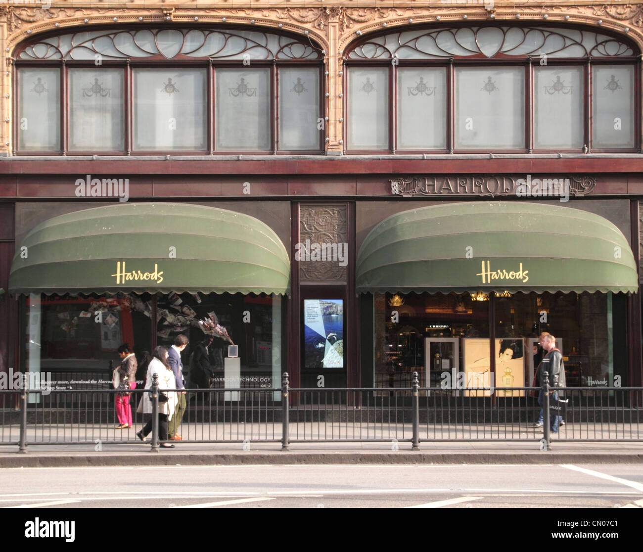 Harrods department store Knightsbridge London Stock Photo - Alamy