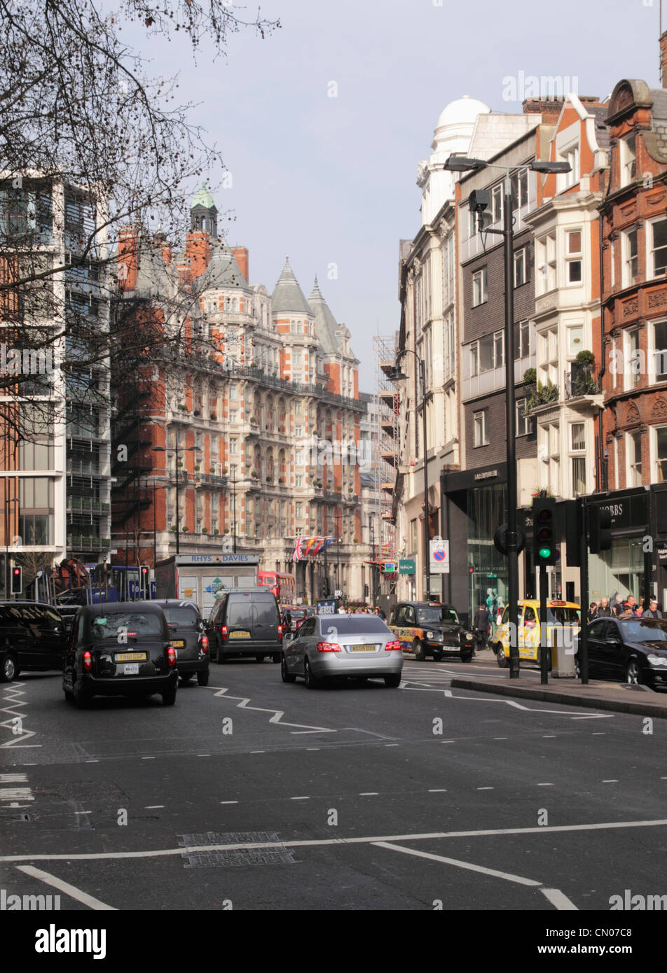 Brompton Road Knightsbridge London Stock Photo - Alamy