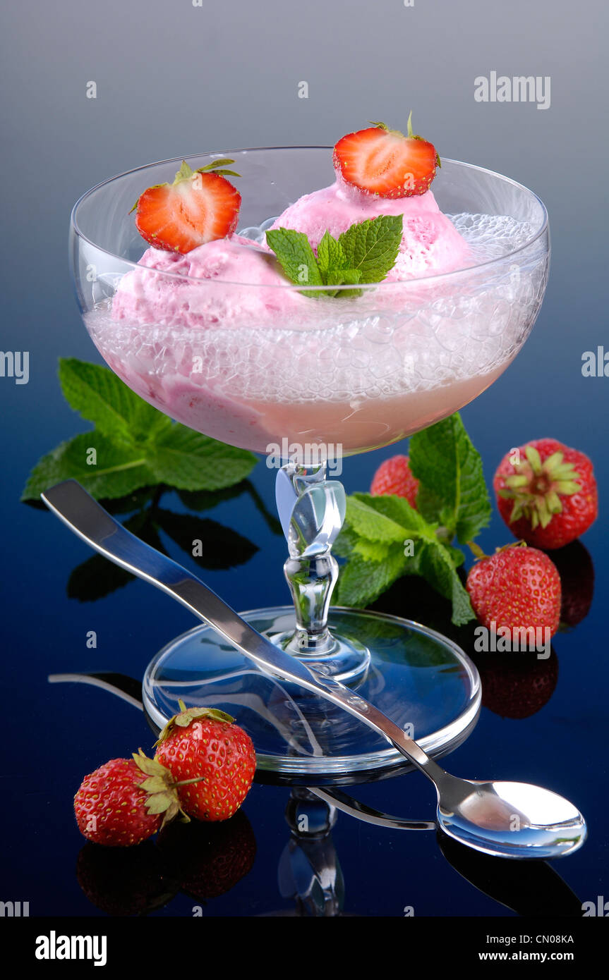 Strawberry dream hi-res stock photography and images - Alamy