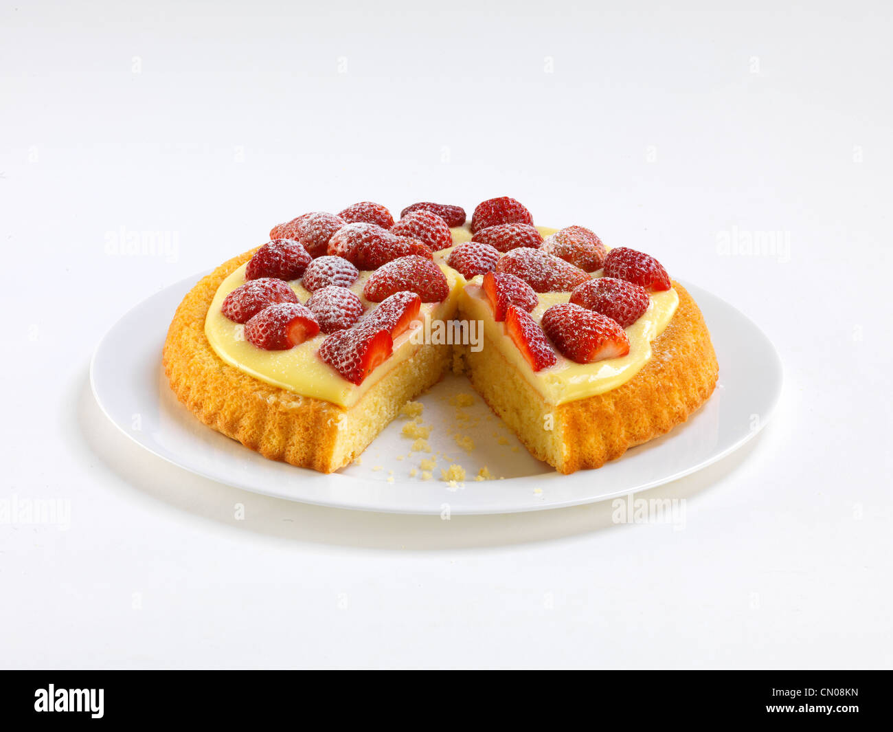 Raspberry cake hi-res stock photography and images - Alamy