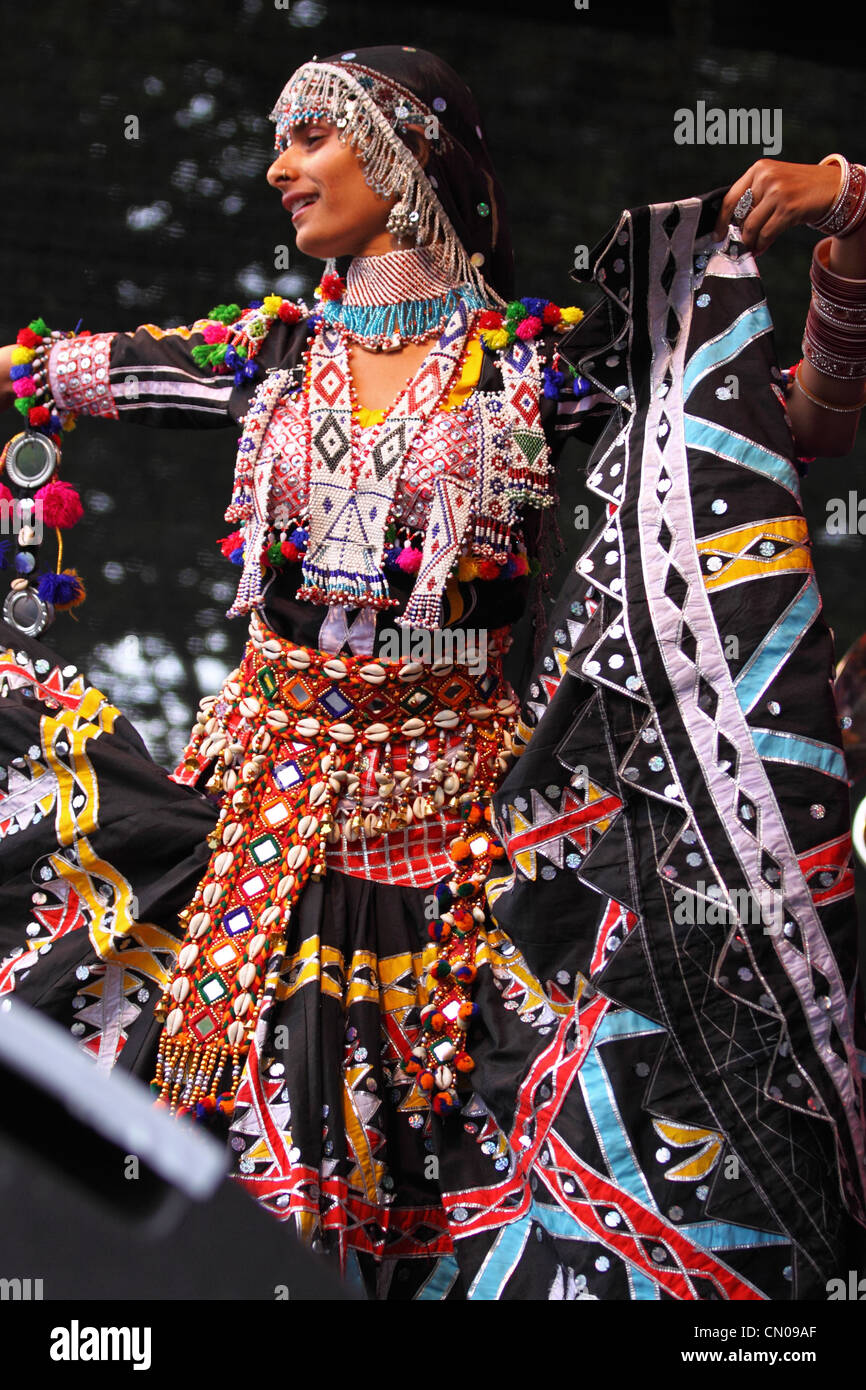 Folk dance jaipur hi-res stock photography and images - Alamy