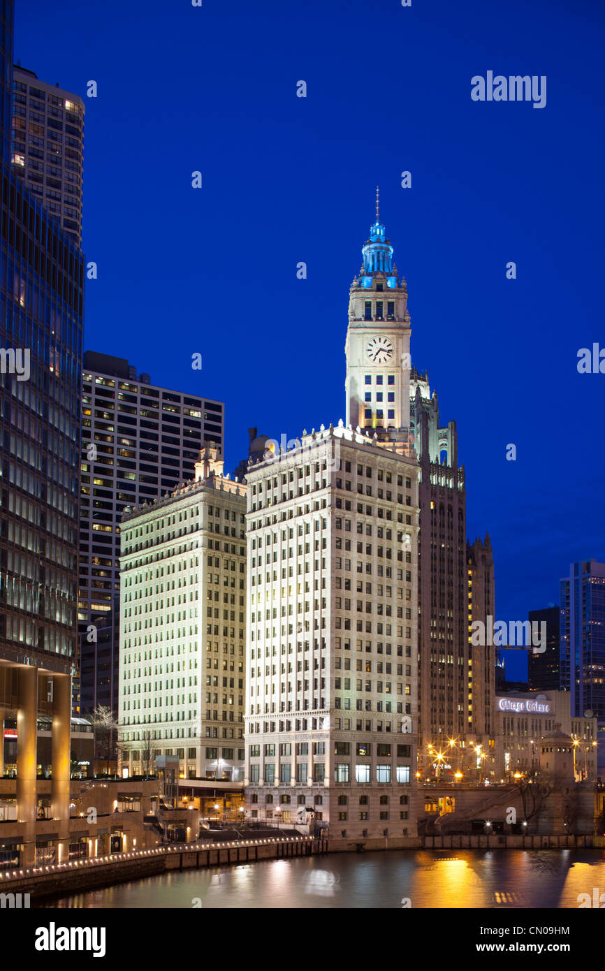 Chicago downtown city river wrigley architecture usa america illinois hi-res stock photography ...