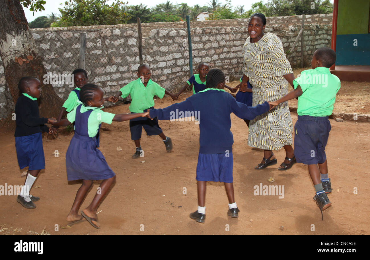 Teacher classroom africa kenya High Resolution Stock Photography and ...