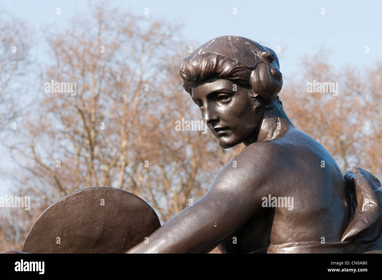 Female Statue,Victoria Memorial Fountain, London, England, UK Stock ...