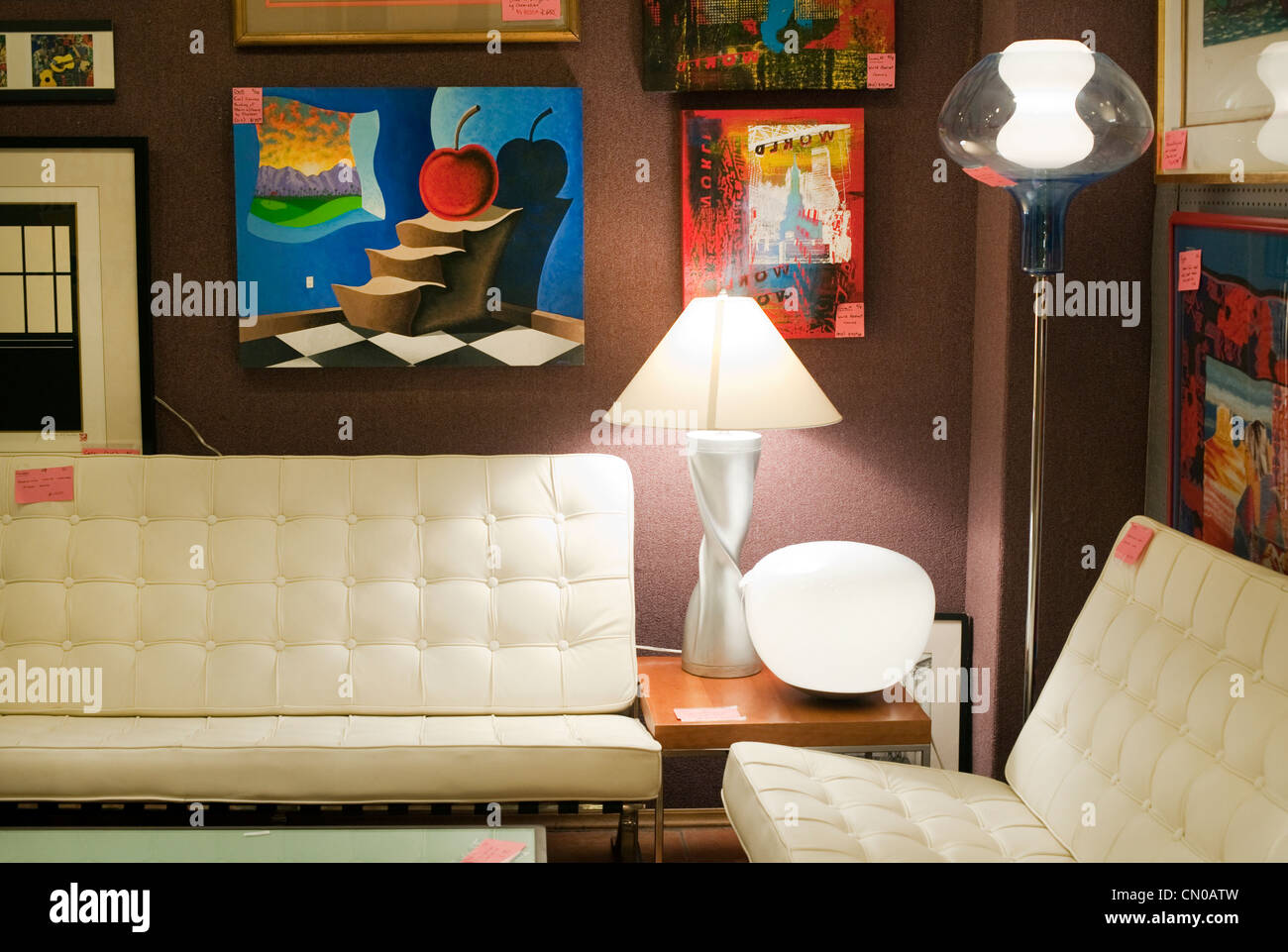 Consignment hi-res stock photography and images - Alamy