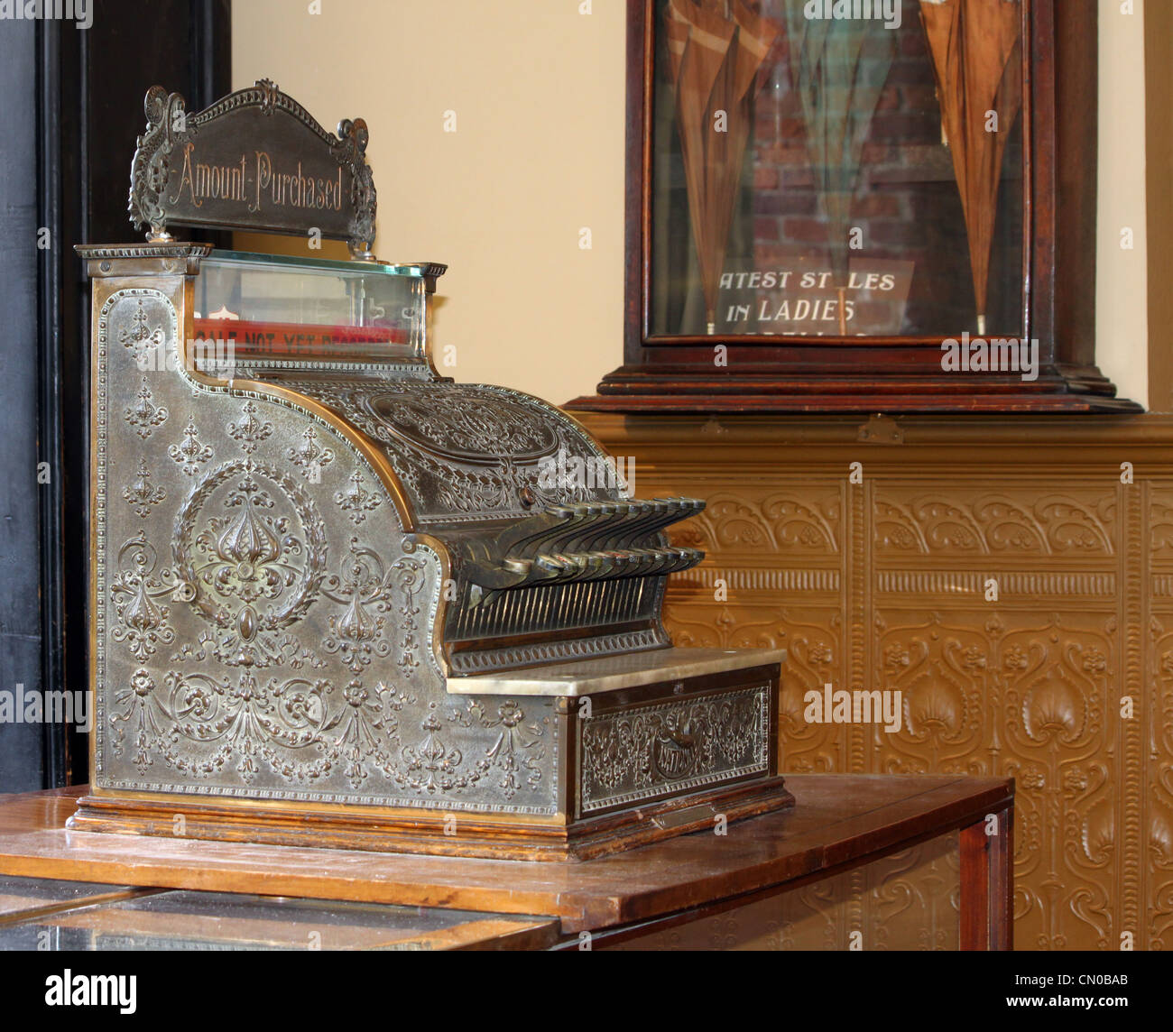 Antique tills hi-res stock photography and images - Alamy