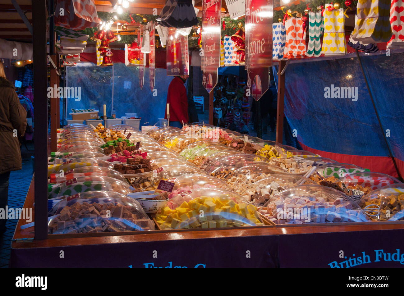 Fudge stall hi-res stock photography and images - Alamy
